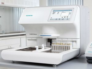 CLINITEK NOVUS™ ANALYZER – SIEMENS - ESTTM&CO